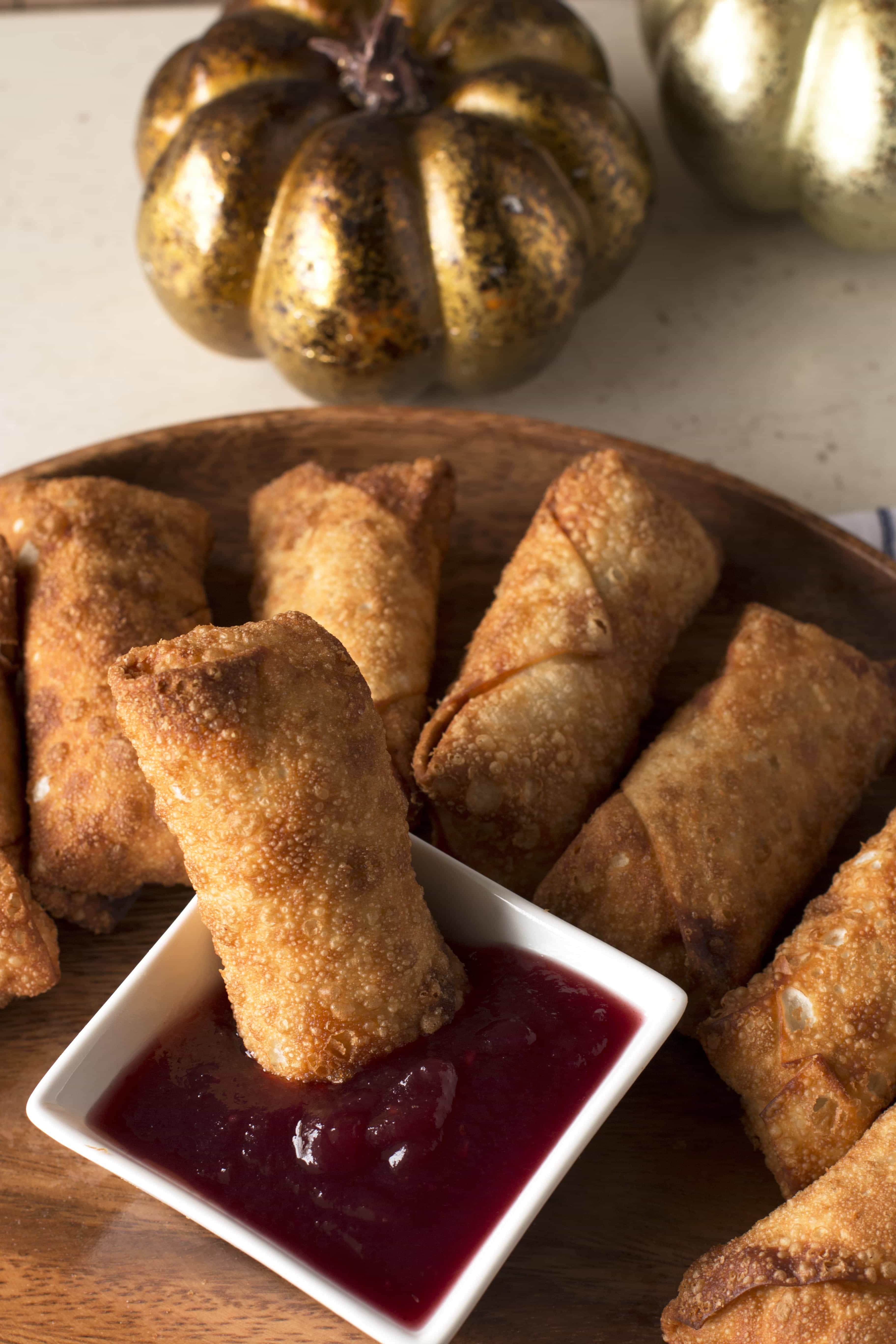 Thanksgiving Leftovers Egg Rolls The Cookin Mama
