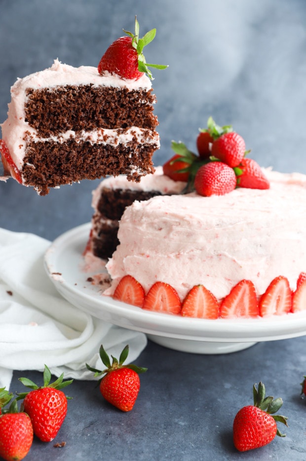 Perfectly Creamy Strawberry Buttercream Frosting | Cake 'n Knife