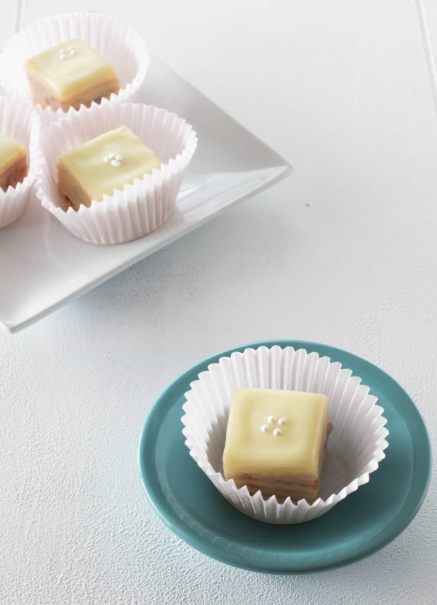 Easy Easter Petit Fours - Cake 'n Knife