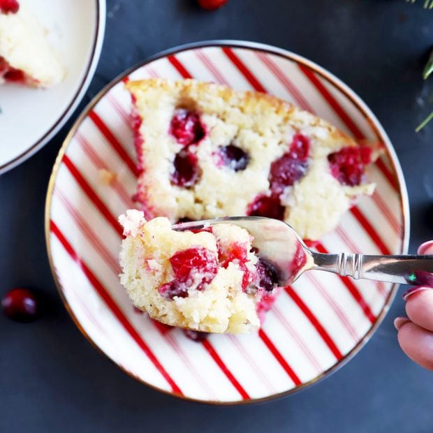 Christmas Cranberry Cobbler Recipe | Cake 'n Knife
