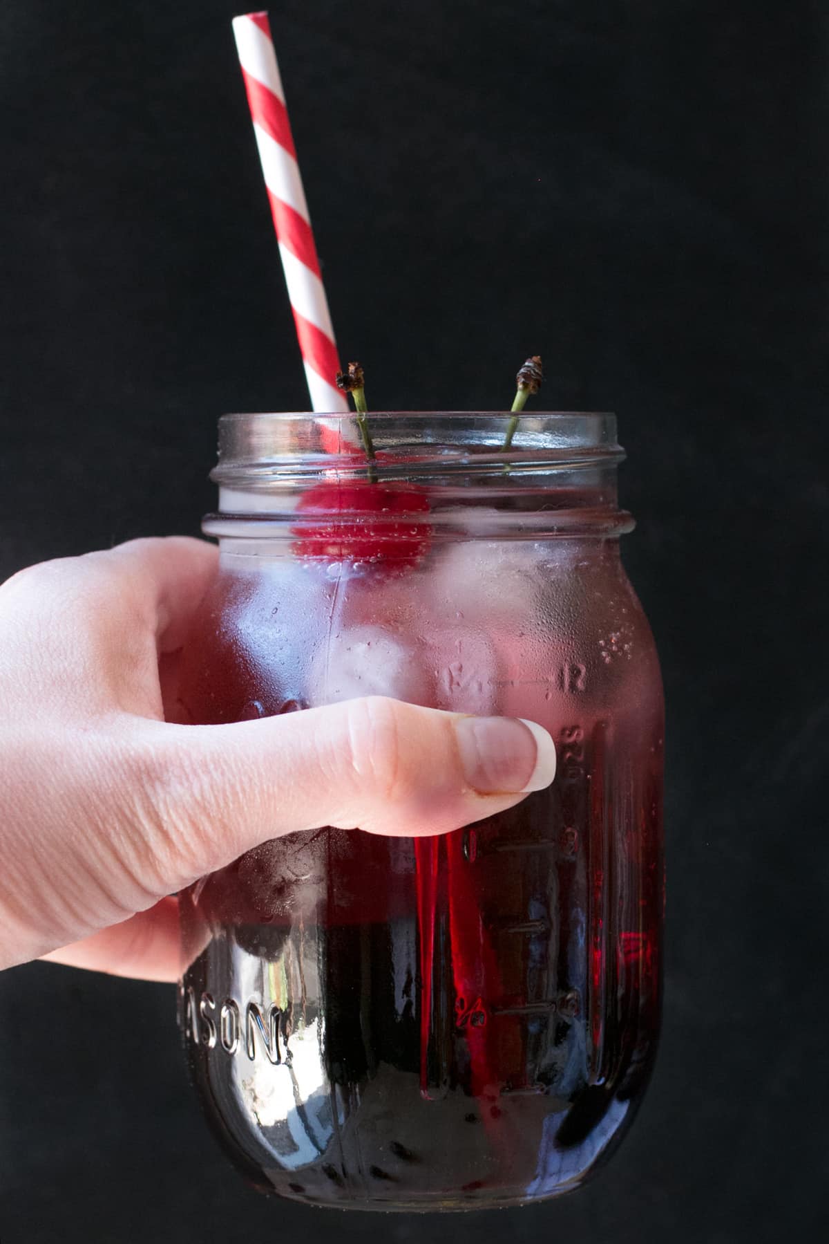 Tart Cherry Fizz Cocktail Recipe | Cake 'n Knife