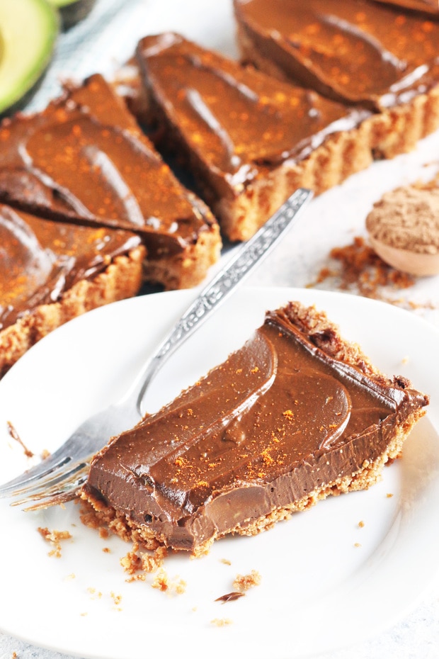 Spicy Chocolate Avocado Tart | Cake 'n Knife