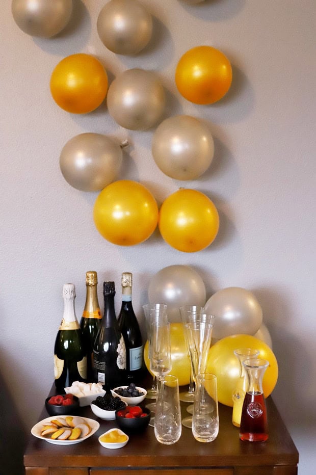 How To Throw The Best New Years Eve Party, Without The Stress | Cake 'n ...