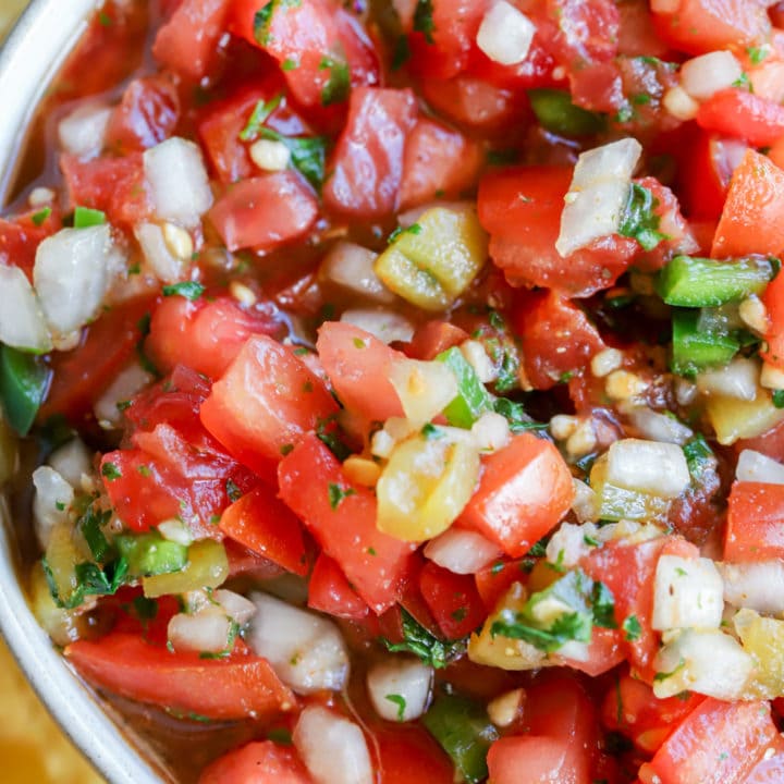 Chunky Salsa | Cake 'n Knife