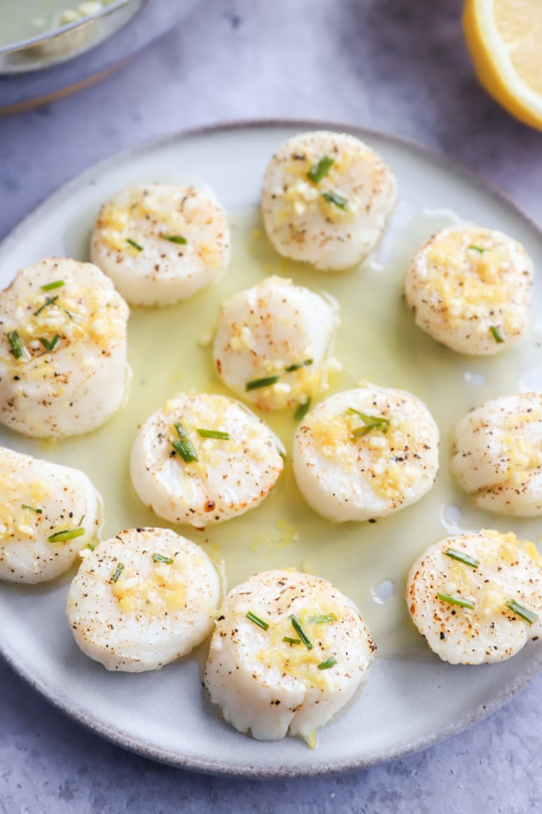 Air Fryer Scallops with Chive Lemon Butter | Cake 'n Knife