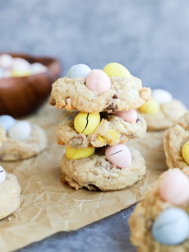 mini eggs cookies | Cake 'n Knife
