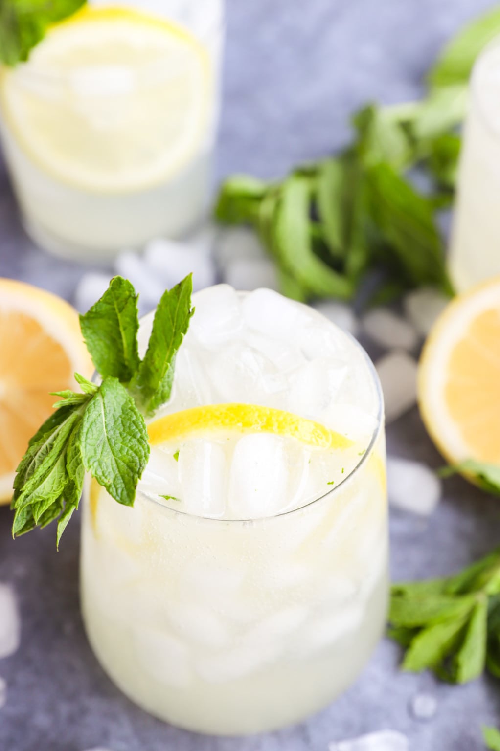 Easy Lemon Mojito | Cake 'n Knife