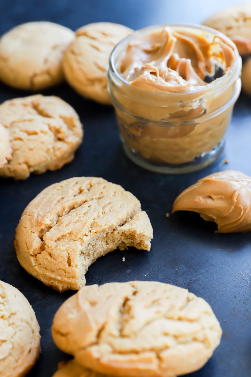 Chewy Peanut Butter Cookies | Cake 'n Knife