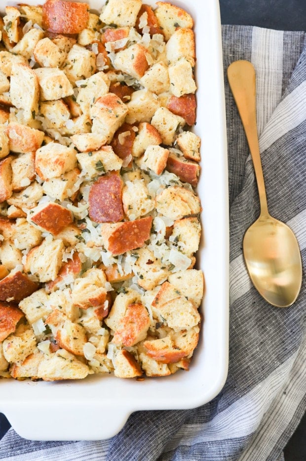 The Easiest Sage and Onion Stuffing (Classic Stuffing) | Cake 'n Knife