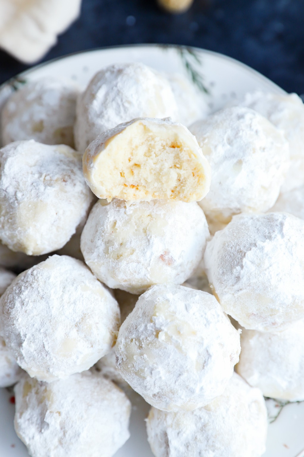 The Best Snowball Cookies Recipe | Cake 'n Knife