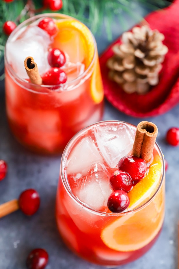 Easy Christmas Punch (with a Mocktail Version!) | Cake 'n Knife