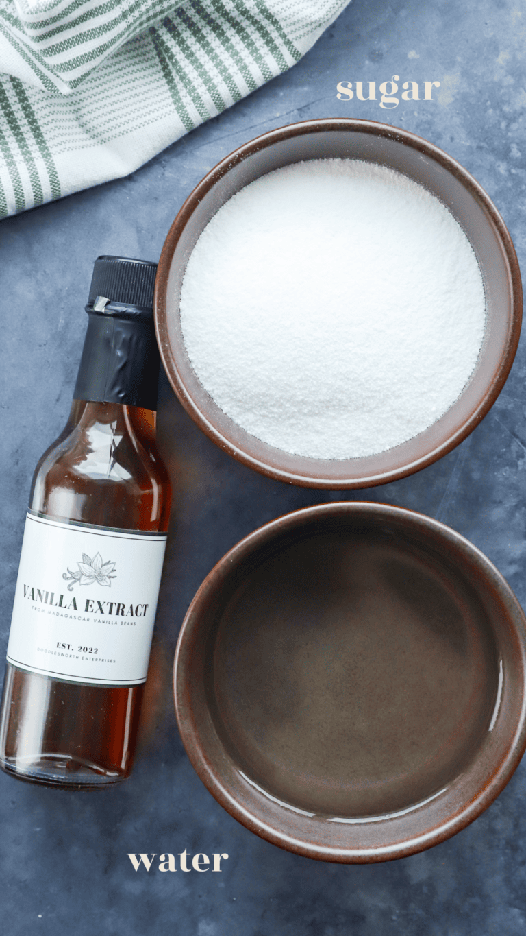 Easy Vanilla Simple Syrup (for Coffee, Cocktails, and More!) | Cake 'n ...