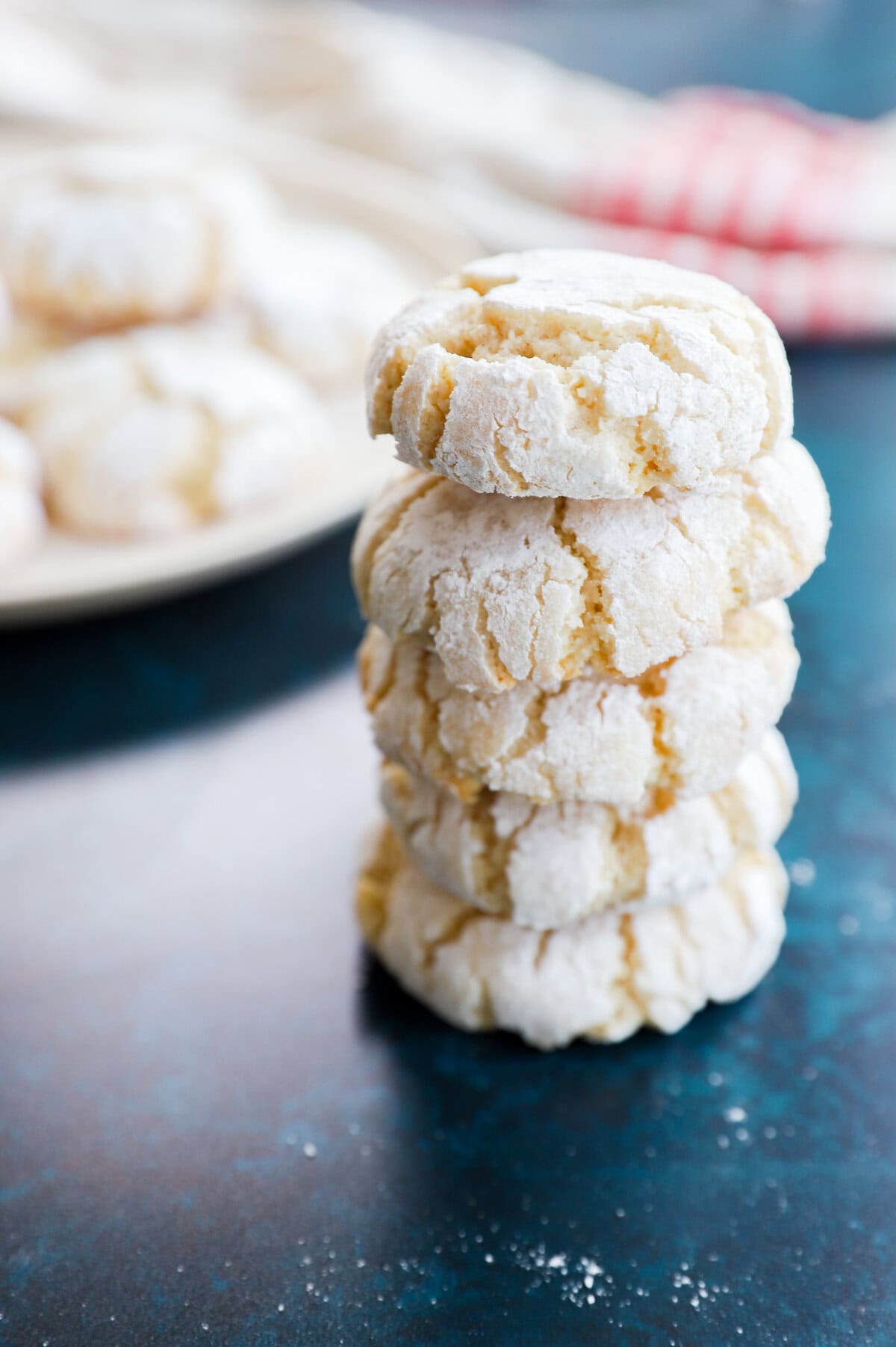 Authentic Italian Amaretti Biscuits Recipe | Cake 'n Knife