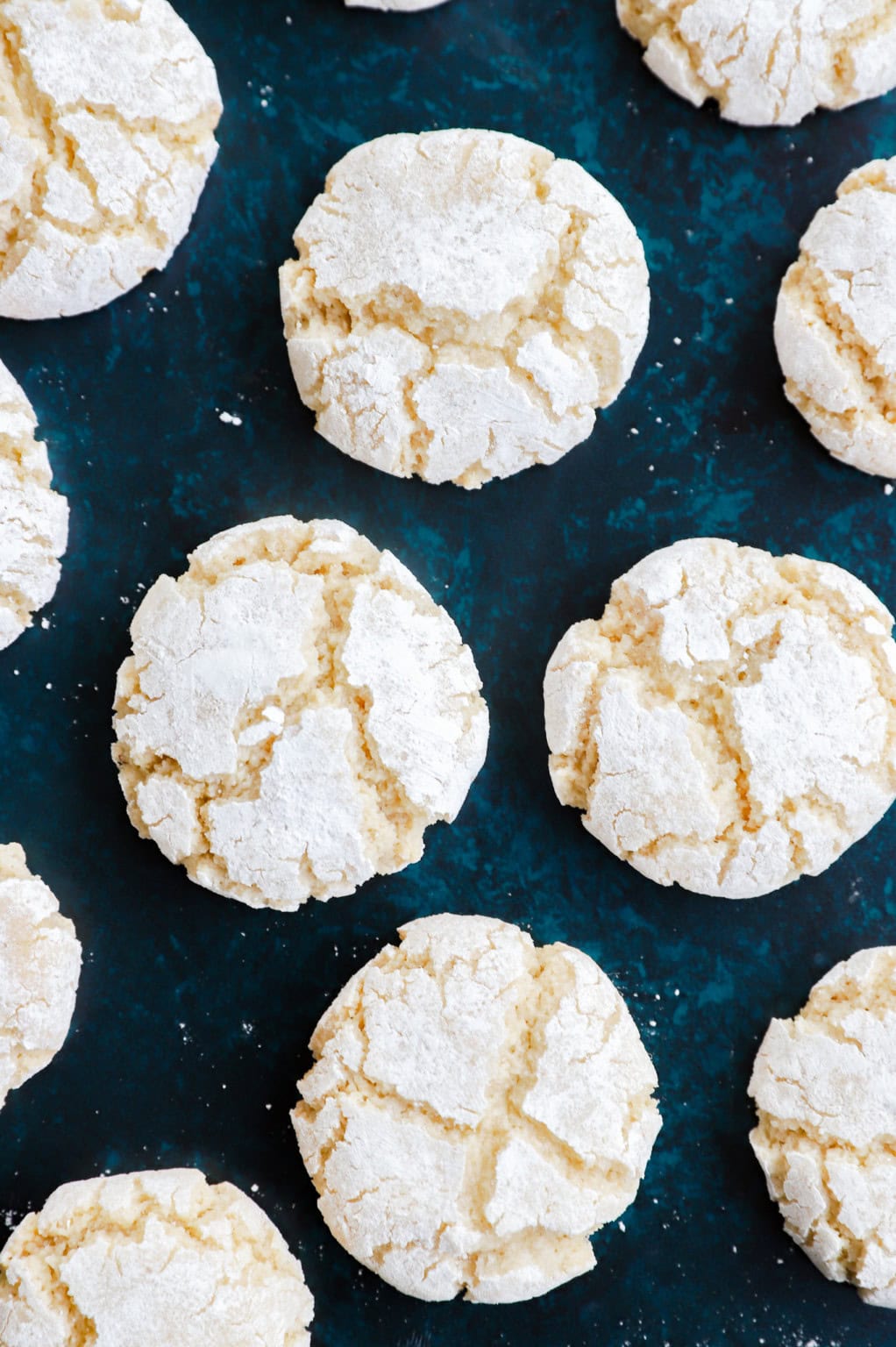 Authentic Italian Amaretti Biscuits Recipe | Cake 'n Knife