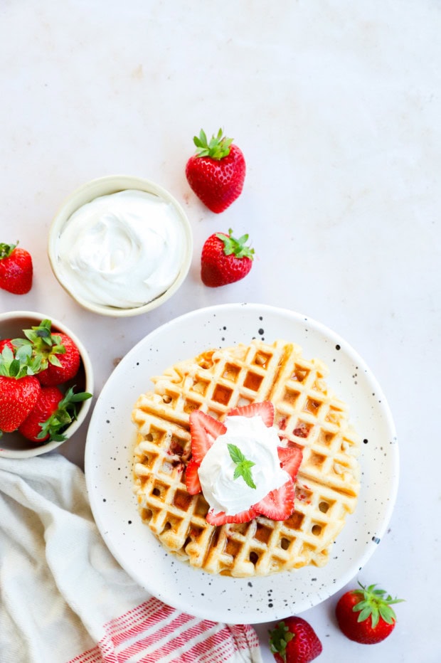 The Best Strawberry Waffles Recipe (With Fresh Strawberries) | Cake 'n ...