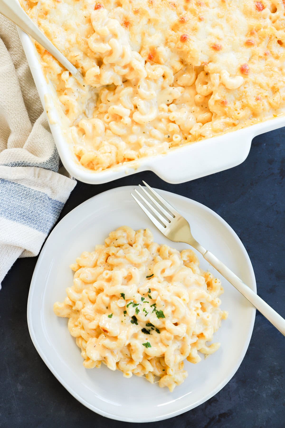 The Easiest, Creamiest Four Cheese Mac And Cheese | Cake 'n Knife
