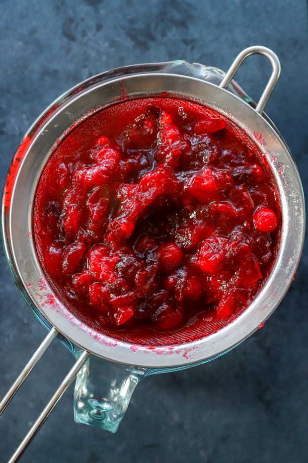 How to Make Cranberry Simple Syrup | Cake 'n Knife